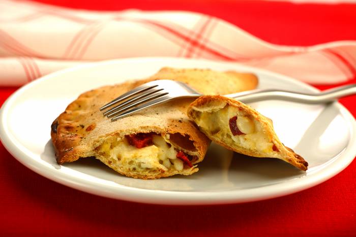 CALZONE A LOS TRES QUESOS | Recetas Gallina Blanca