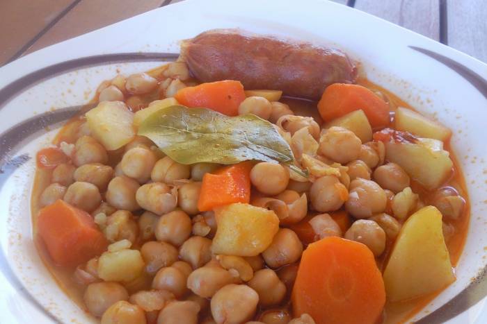 Guisito de garbanzos | Recetas Gallina Blanca